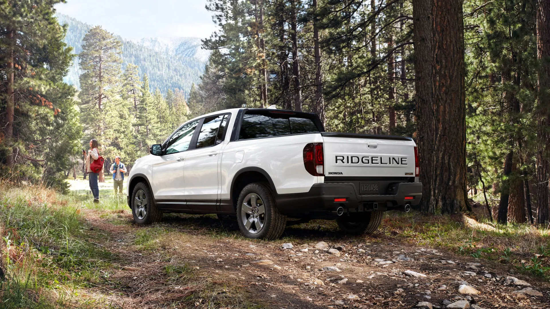 Best Tonneau Cover for Honda Ridgeline in 2025: Tested and Reviewed ...